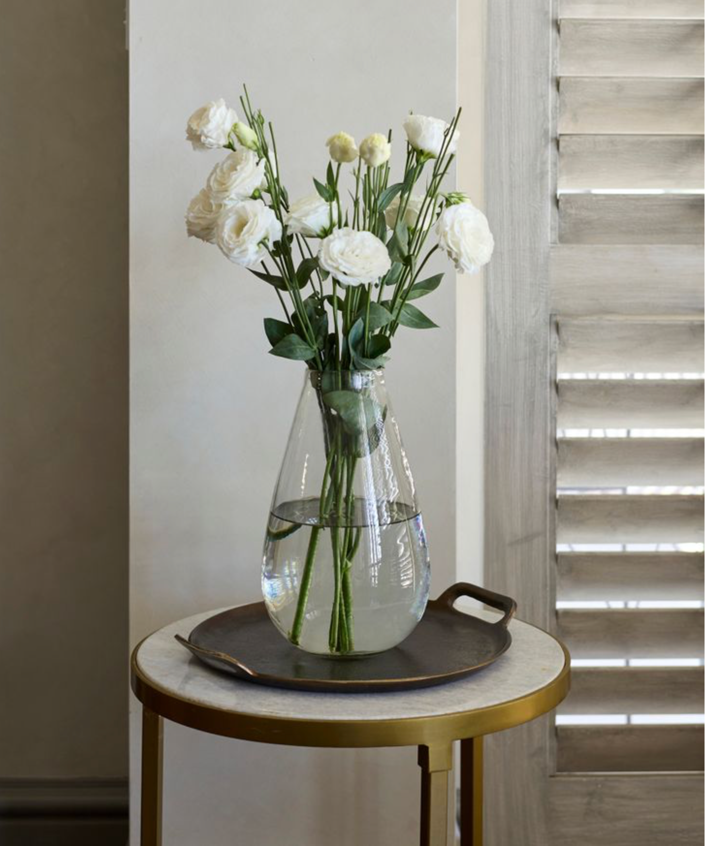 HAND BLOWN BULB VASE – Copperblue Home & Décor